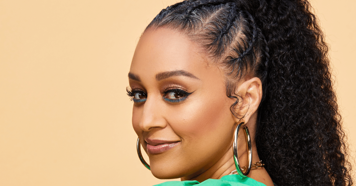 A Peek Inside Her Agenda: Tia Mowry