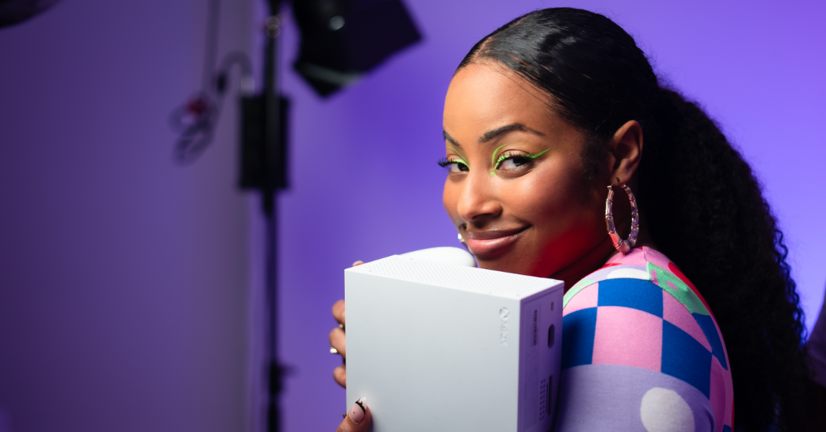 A Peek Inside Her Agenda: Jay-Ann Lopez