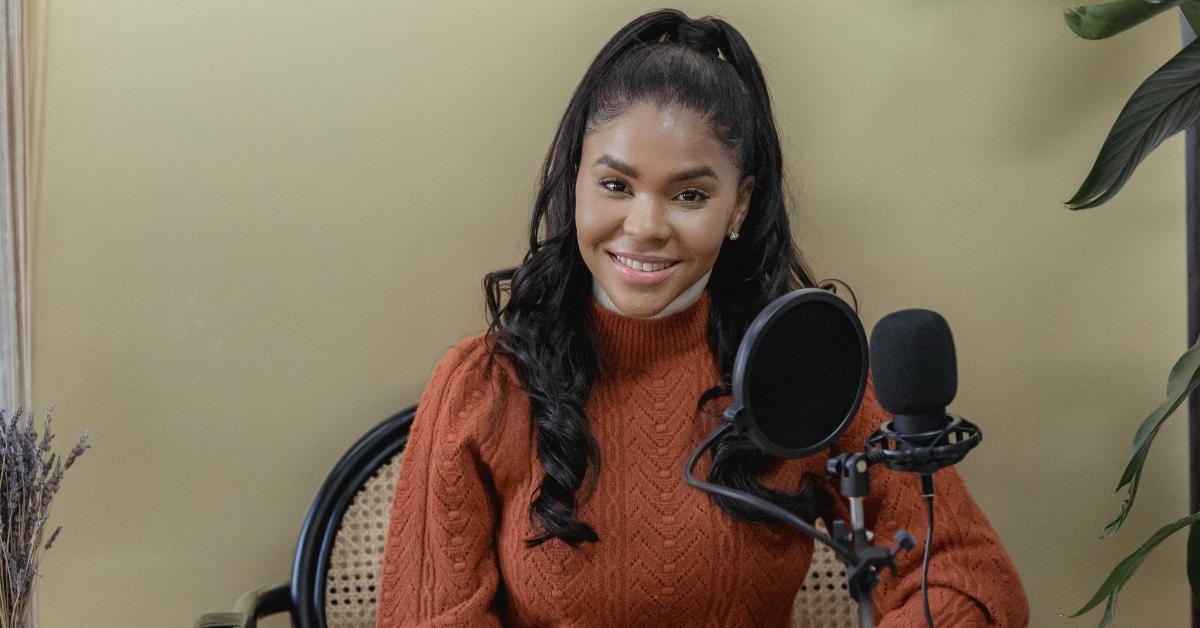 10 Black Women Financial Podcasters You Should Give A Listen