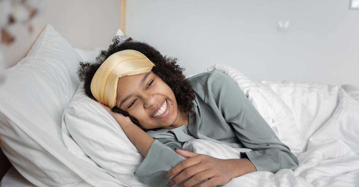 Try These Sleep Hygiene Tips For A More Restful Fall