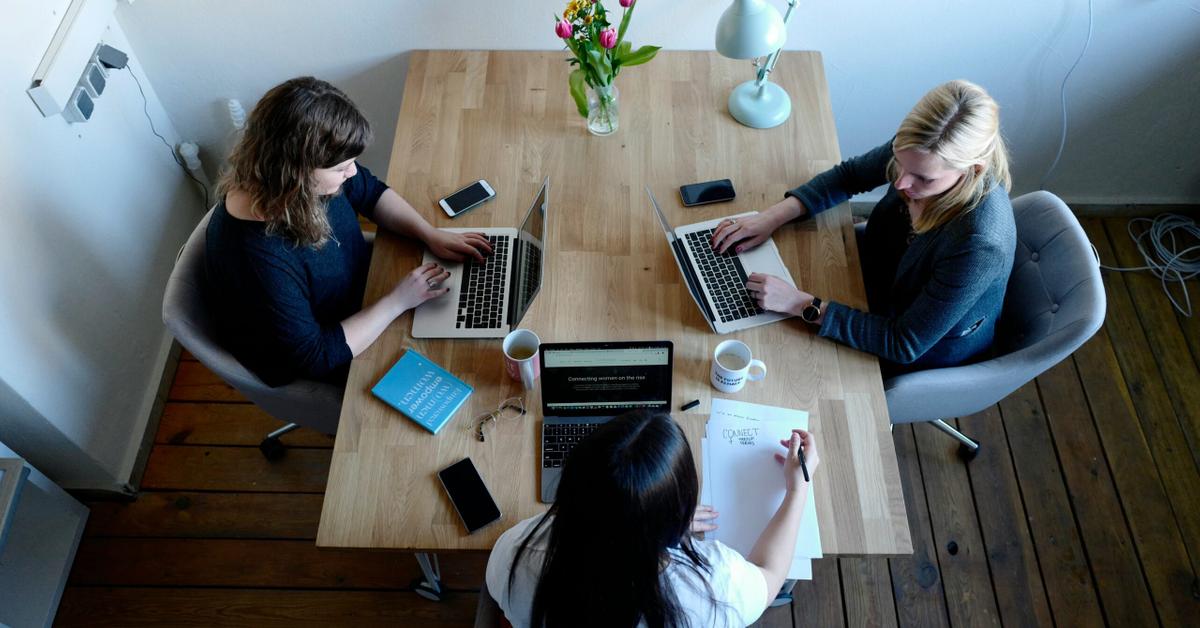 The Return of the Generalist: Why Broad Skills Are Winning in 2026
