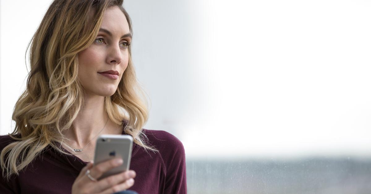 HER AGENDA — How To Give Back As You're Still Establishing Yourself And ...